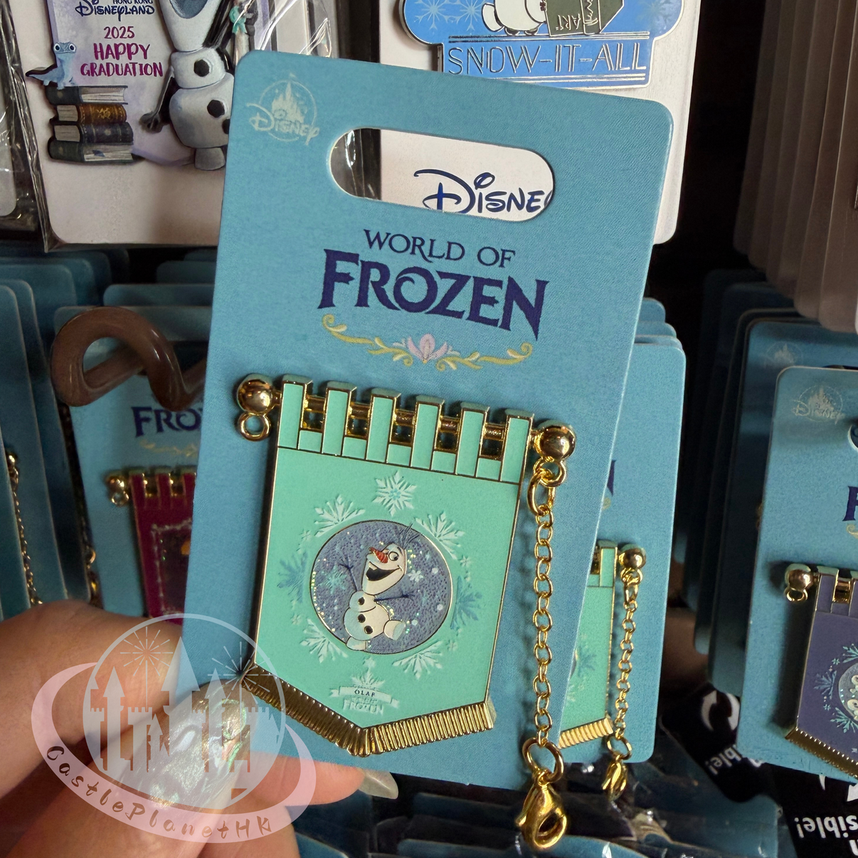 "Pre-Order" HKDL - Olaf Flag Pin, World of Frozen – CastlePlanetHK