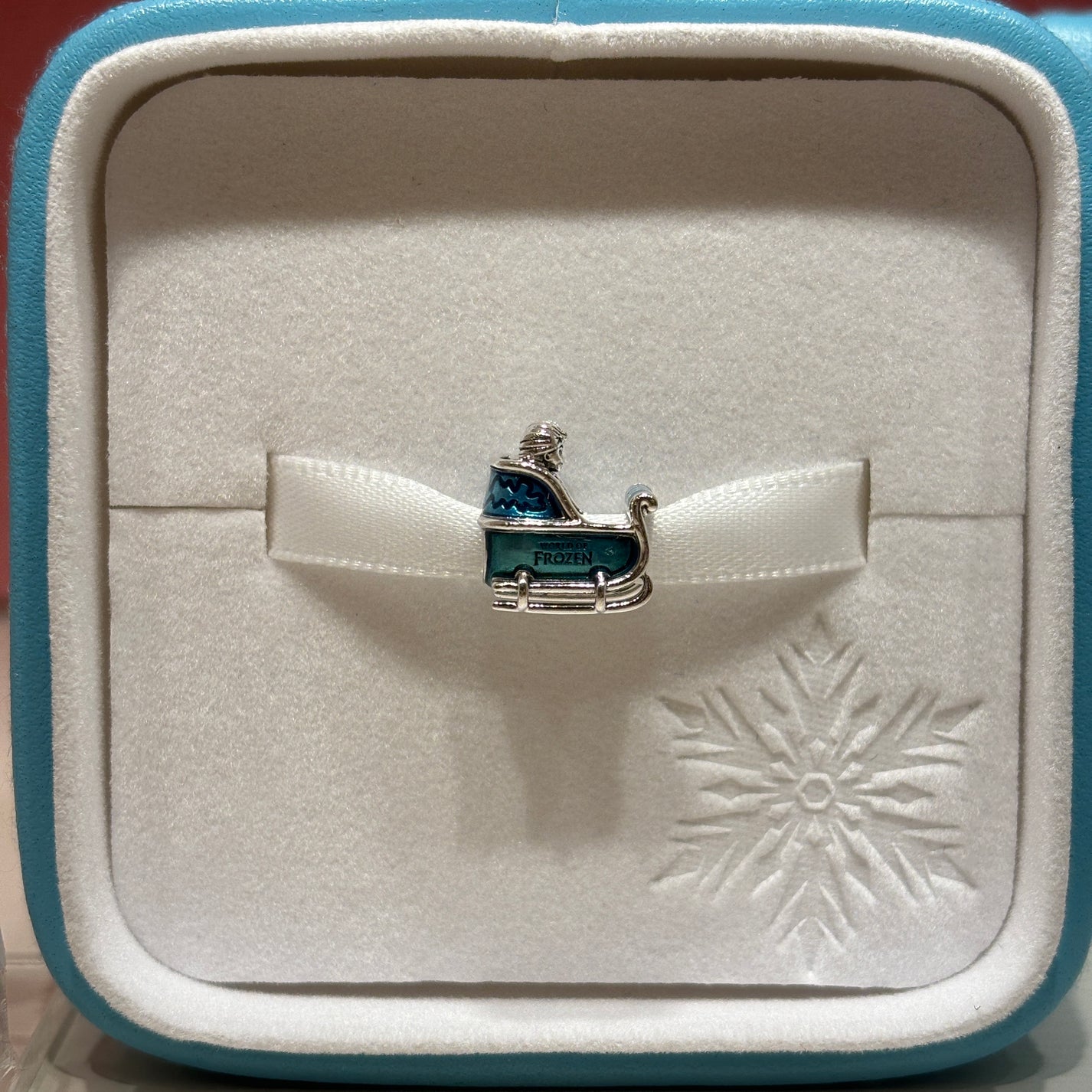“Pre-order” HKDL - Anna & Elsa Charm (Disney X PANDORA) – CastlePlanetHK